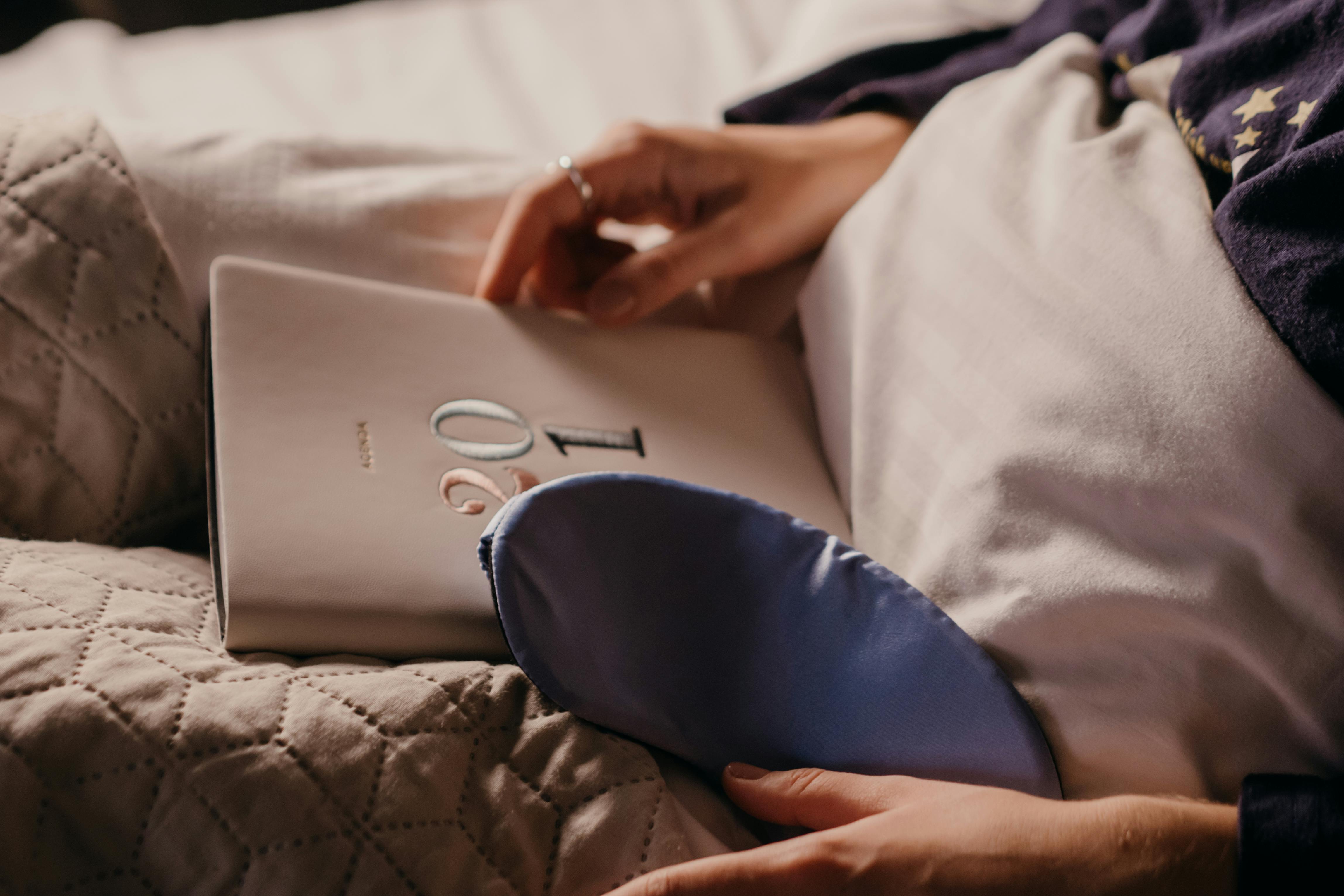 Tips to Fall Asleep Faster: Creating a Calming Nighttime Routine That